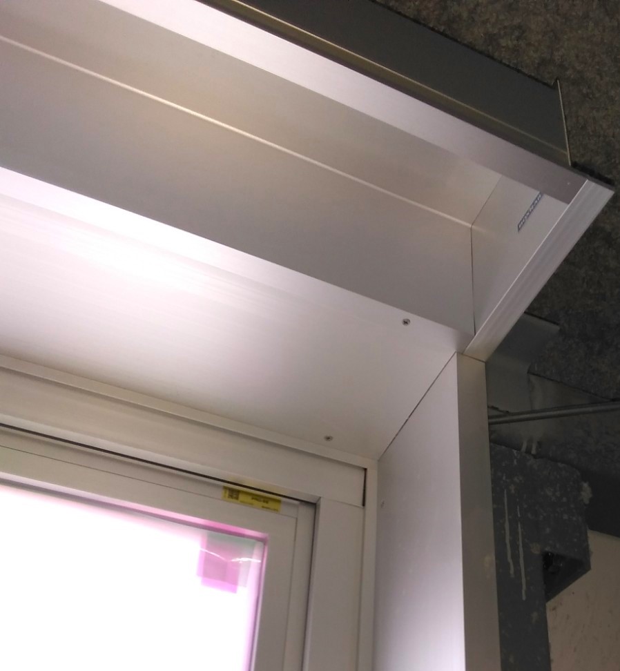 ボックスレール施工事例集 | 上額縁下端合わせ納まり 施工例 | 田中金属株式会社